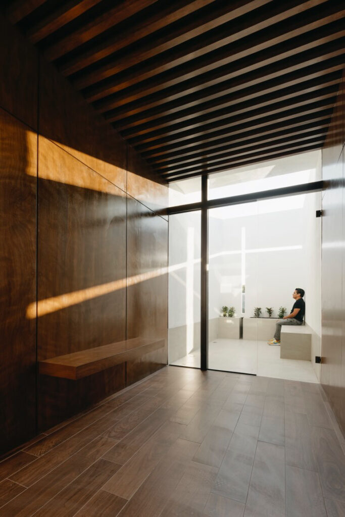 Diego de León – Renderit XI